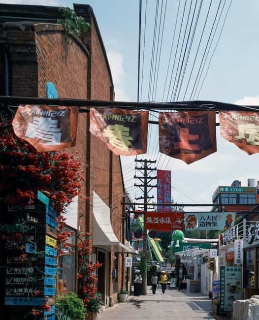 Zhengzhou: Cultural Alleys, Handicraft, and Night Market - FAQs