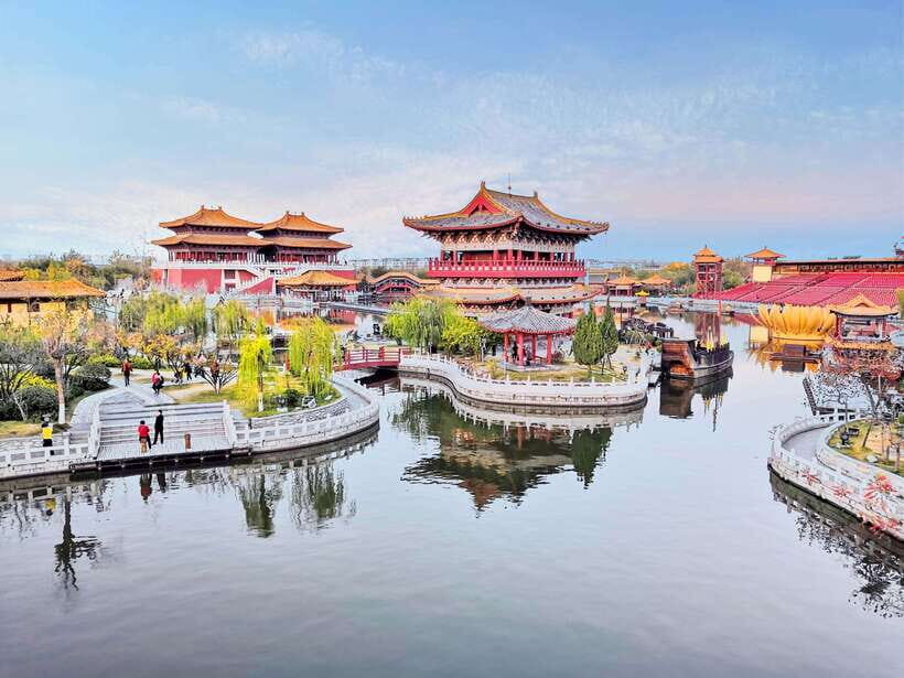 Zhengzhou: Kaifeng Top Sites, Zero Hassle Must-See City Tour - Key Points