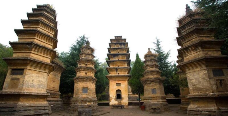 Zhengzhou: Private Guided Tour/Transfer to Shaolin Temple - The Value of the Experience