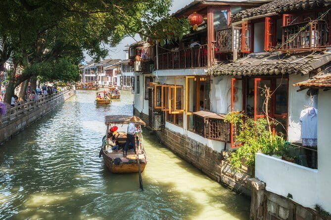 Zhujiajiao & Shanghai:Small Group Tour Water Town to Skyline - An In-Depth Look at the Tour: What You Can Expect