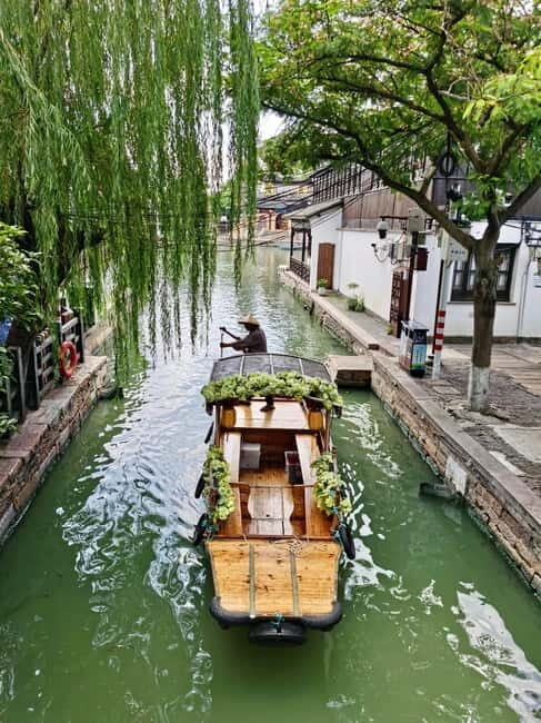 Zhujiajiao Water Town & Shanghai Highlights Day Tour - Practical Details That Matter