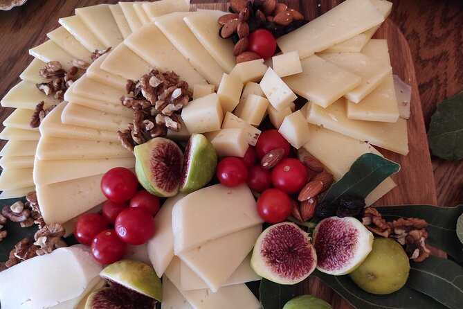 Zinfandel Wine Tasting & Storytelling With Dalmatian Food - Pairing Wine With Local Appetizers