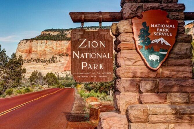 Zion Bryce Canyon and Lower Antelope Canyon 2 Day Tour from LV - Discovering Zion and Bryce: The First Day