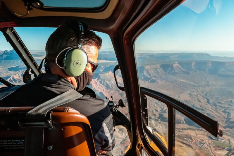 Zion National Park: 10- or 20-Minute Scenic Helicopter Tour - An overview of the experience