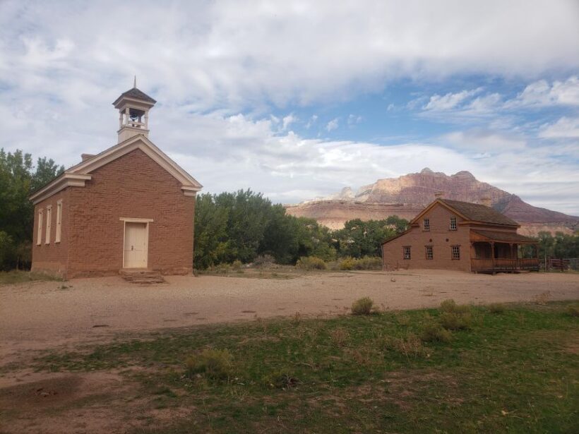 Zion National Park - Kolob Terrace: 1/2 Day Sightseeing Tour - The Experience of Walking Zion from a New Angle