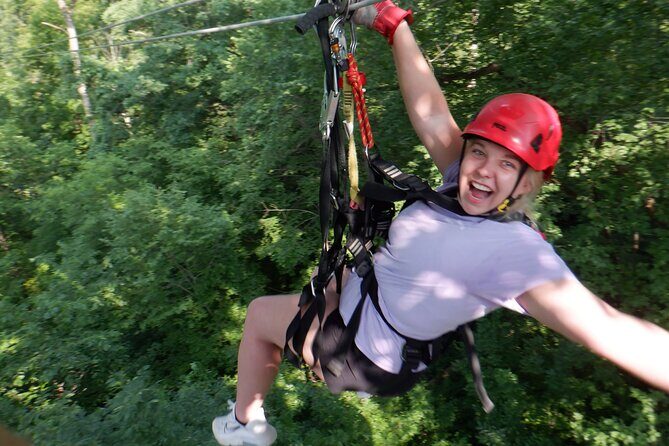 Zipline Adventure in Galena, Illinois - Who Should Consider This Tour?