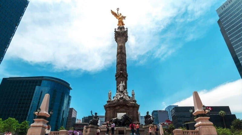 Zona Rosa Mexico City Nightlife: Tacos and LGBT Bar Tour - The Sum Up