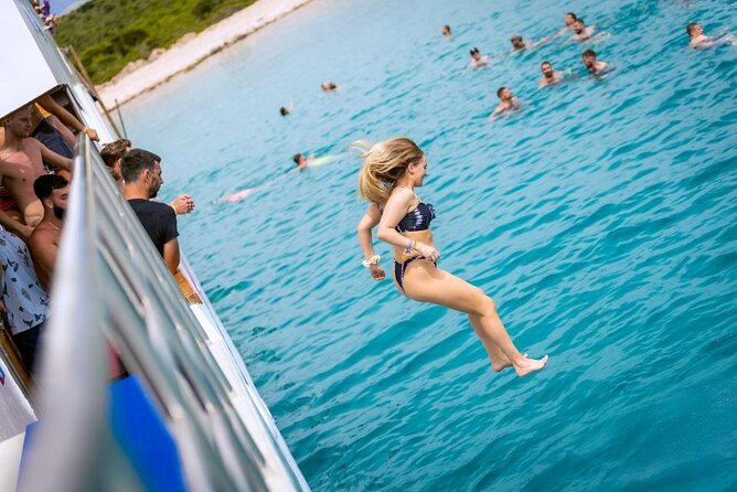 Zrce Booze Cruise - Novalja Boat party - Authentic Experiences and Real Feedback