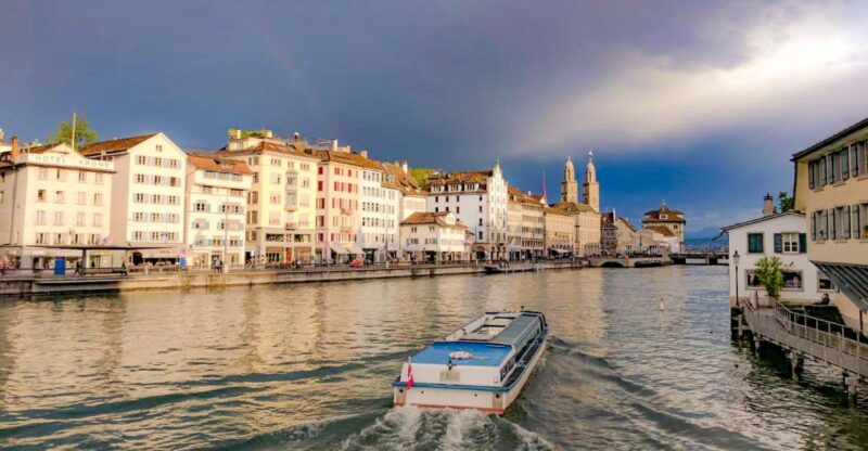 Zurich: Best Intro Tour and a Funicular Ride With a Local - Boat Ride on Lake Zurich