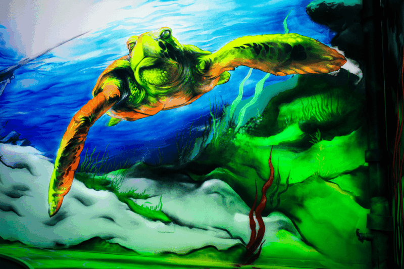 Zurich: Black Light Galaxy Minigolf - Accessibility and Inclusivity