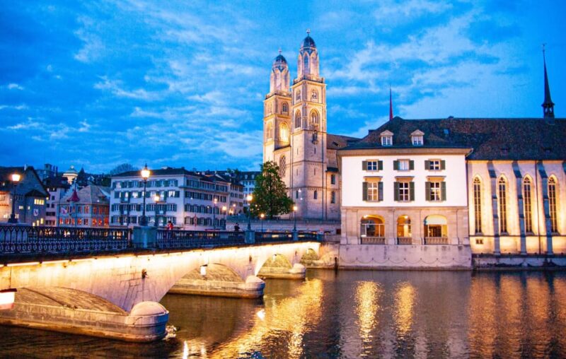 Zurich: City Tour W/ Boat Trip, Lindt Museum, & Cable Car - Itinerary Highlights