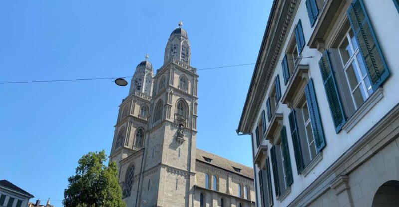 Zurich in the Mirror of the Past: Self-Guided Audio Tour - Artistic Installations and Sculptures
