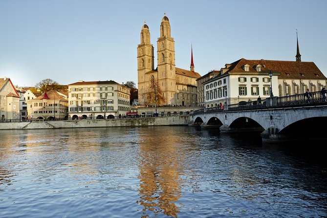 Zurich Old Town Walking Tour Review - Overview of the Zurich Old Town Walking Tour