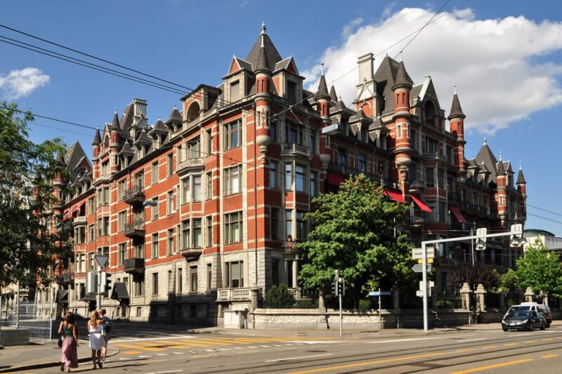 Zurich: Open Top Bus Sightseeing Tour With Optional Cruise - Highlights and Itinerary