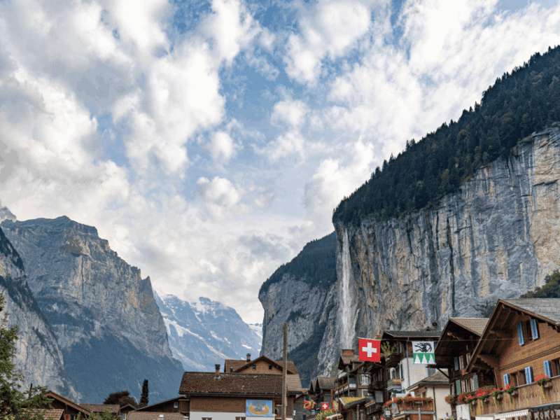 Zurich: Private Day Trip to Jungfrau and Lauterbrunnen - Exploring Jungfraujoch