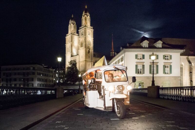 Zurich: Swiss Cheese Fondue and Wine E-Tuk-Tuk Tour - Sipping on Regional Wines