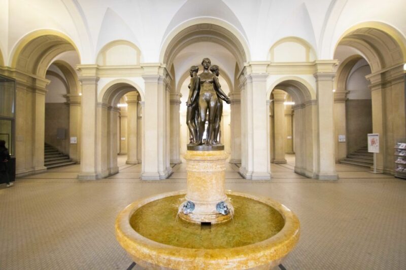 Zurich's Art and Culture Revealed by a Local - Key Points