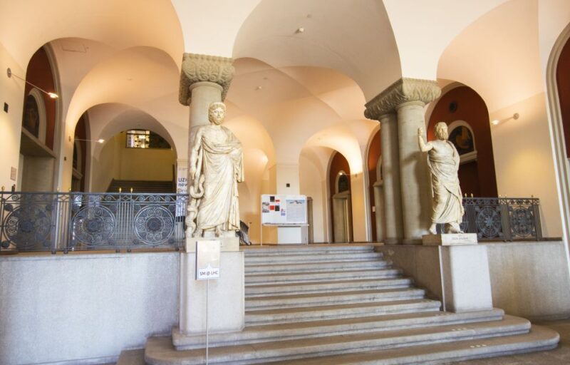 Zurich's Art and Culture Revealed by a Local - Discovering Hidden Gems in the Citys Art Scene